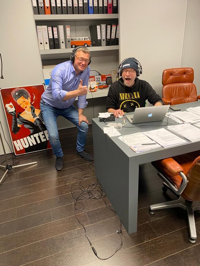 Zijn populairste filmpje werd meer dan 450.000 keer bekeken, en nu pakt ...