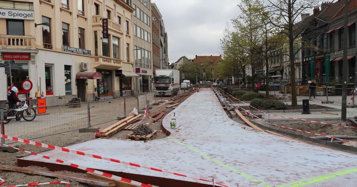 Nieuwe rijbaan gegoten op Houtbriel: “Einde van de werkzaamheden ...