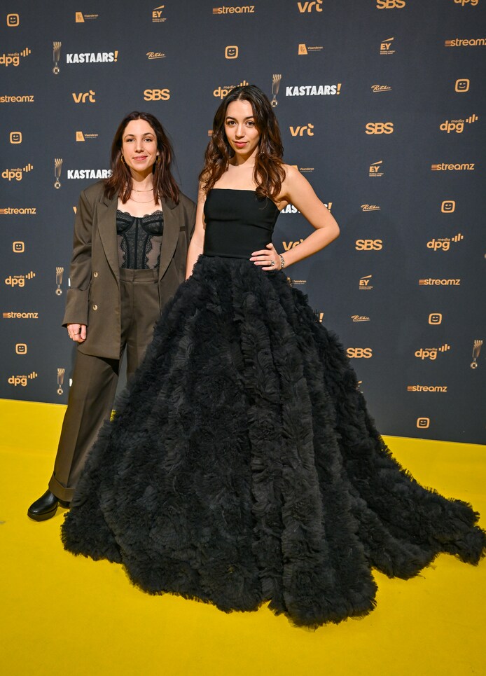 Lotte Vanwezemael stelt vriend Max voor en prinses Delphine schittert in bijzondere outfit: dit ...