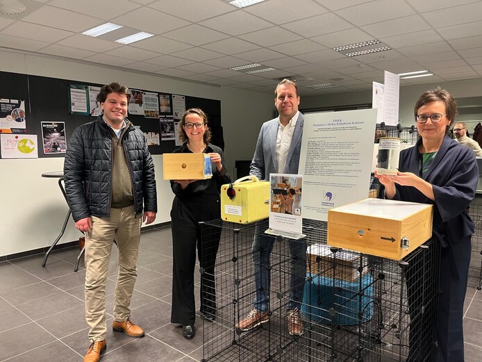 Een haiku van Martin Heylen of Conner Rousseau? Kijkdozen reizen door ...