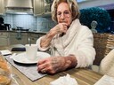 “Ze sloegen hem bijna dood”: Chel (90) en Mathilde (88) slachtoffers ...