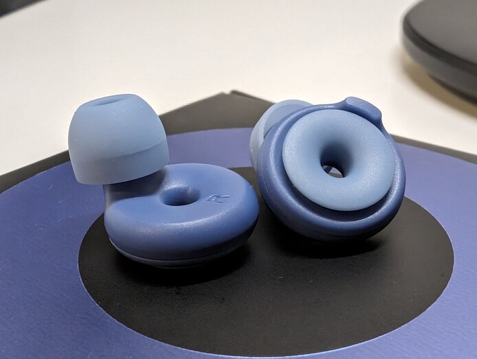 GETEST. Hoe goed werken verstelbare oordopjes? Onze tech-journalist ...