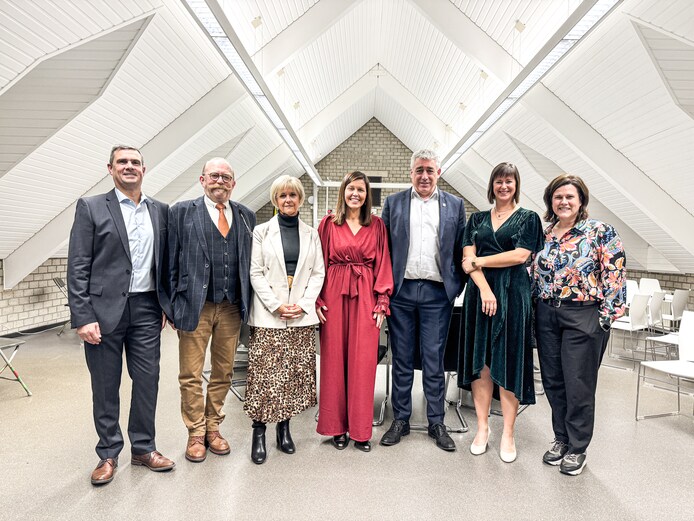 Herman Jongenelen (Sterk2940) legt eed af als nieuwe burgemeester van ...