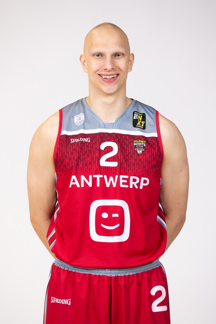 Quinten Smout loodst Antwerp Giants 2 voorbij Insurea Kontich(81-77 ...