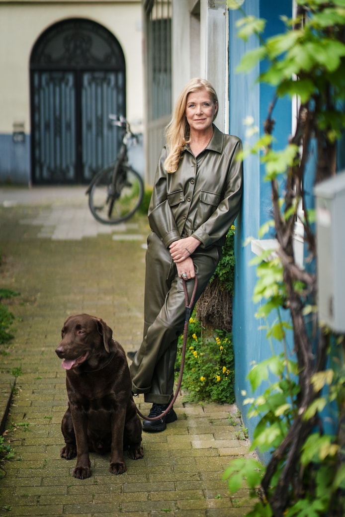 “To all my sisters: veel sterkte en moed”: Barbara Sarafian spreekt in ...