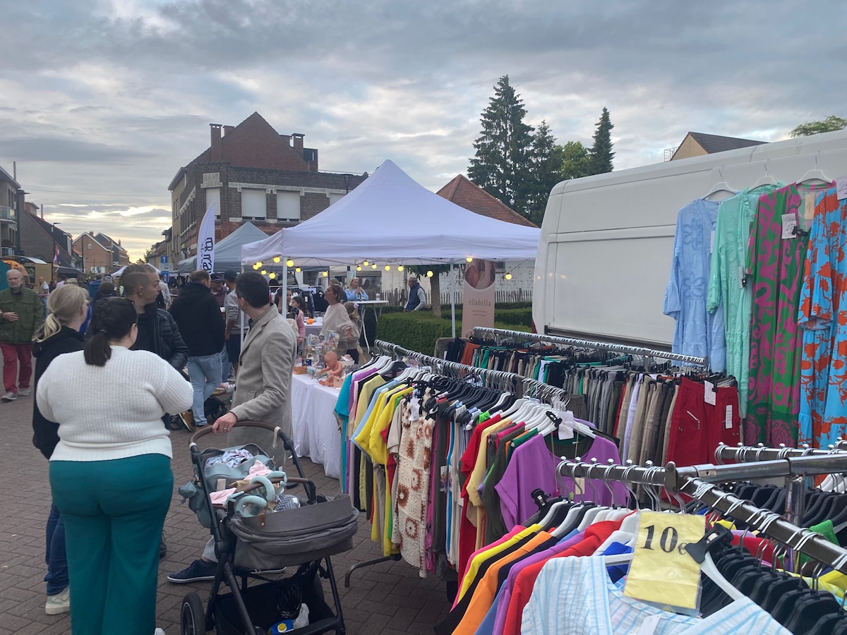 Eerste avondmarkt moet Zomerfoor in Houtvenne extra aantrekkingskracht ...
