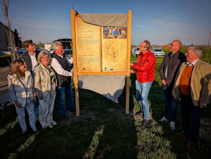 Wandel langs wijn, geschiedenis en verhalen: Ravenstein Belevingsroute ...