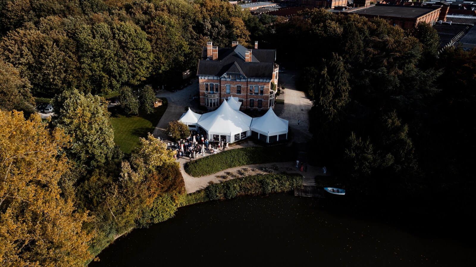 Stap jij binnenkort in het huwelijksbootje? Op deze 7 locaties in de ...