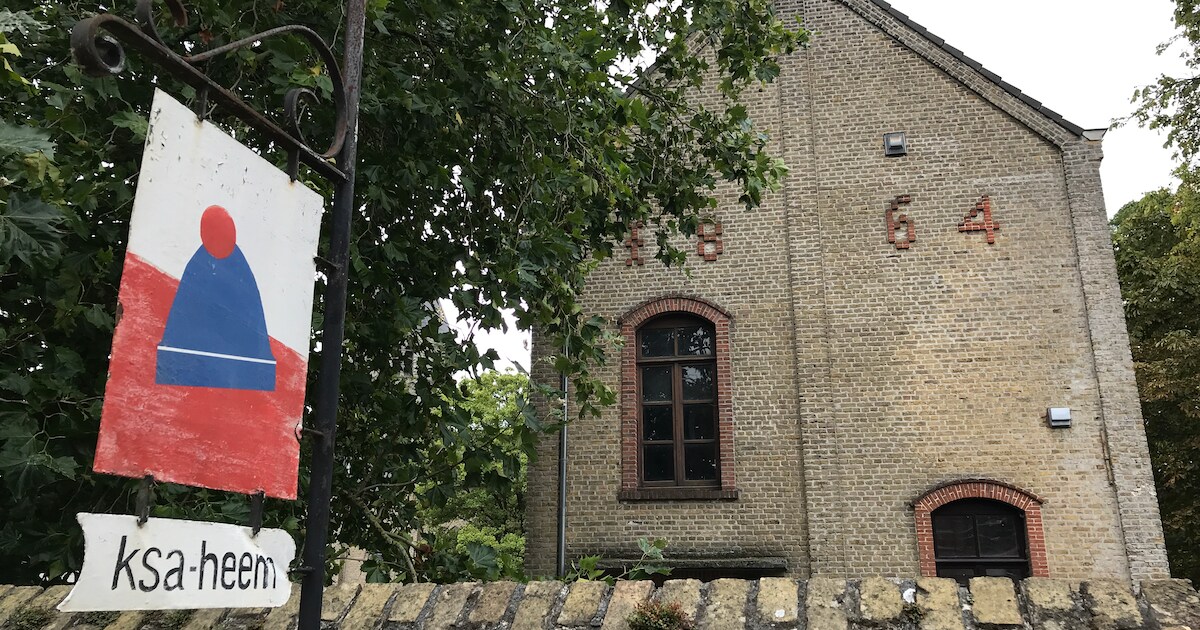 KSA vraagt gemeente om heem terug in ere te herstellen. “We nemen dit ...