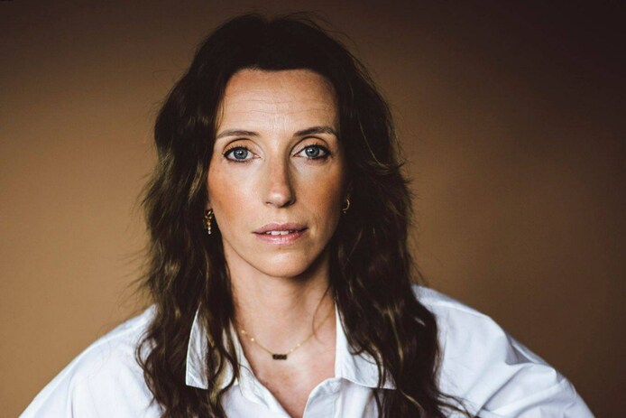 Actrice Tine Priem over onenightstands en haar rekening onder nul ...