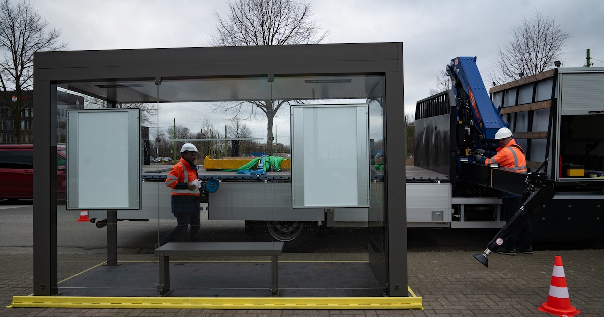 Stad voorziet tien mobiele wachthuisjes voor bushaltes | Antwerpen | HLN.be