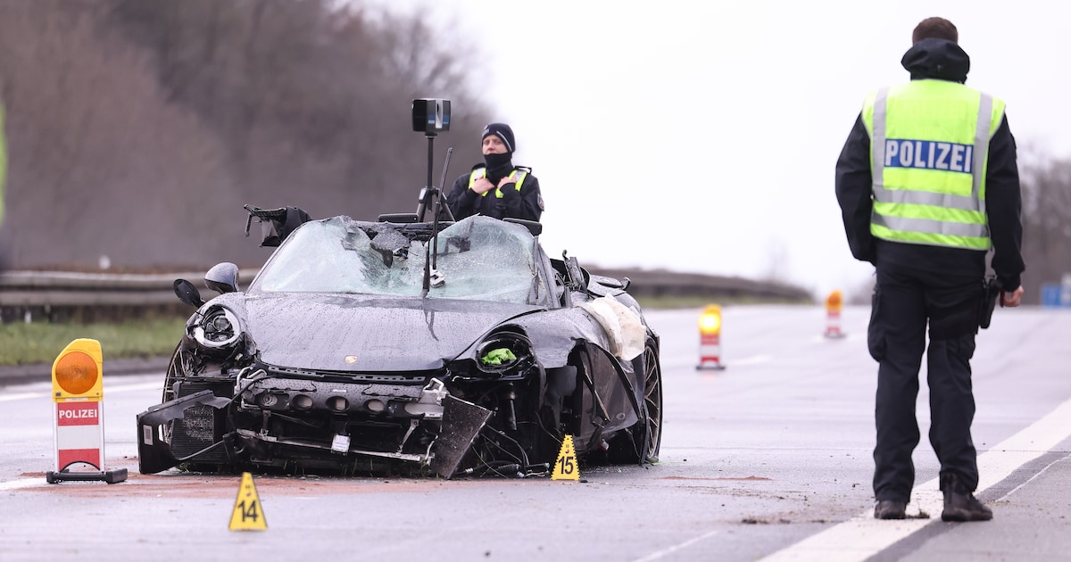 Onderzoek dodelijk ongeval met 3 Porsches op Duitse snelweg wijst uit ...