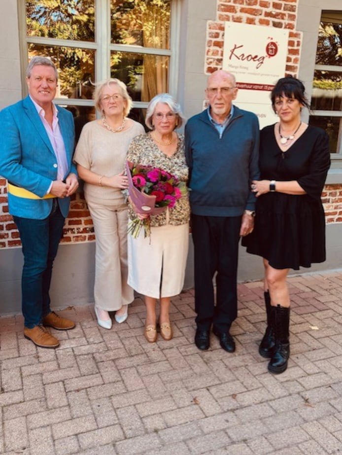 Huwelijksbootje Willy en Mauricette vaart al 60 jaar | Roeselare | hln.be