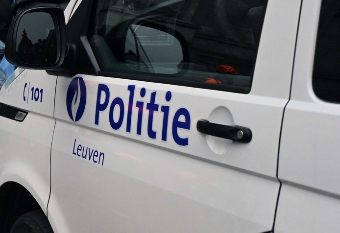 Vrouw (25) aangereden op zebrapad op Tervuursevest | Leuven | hln.be