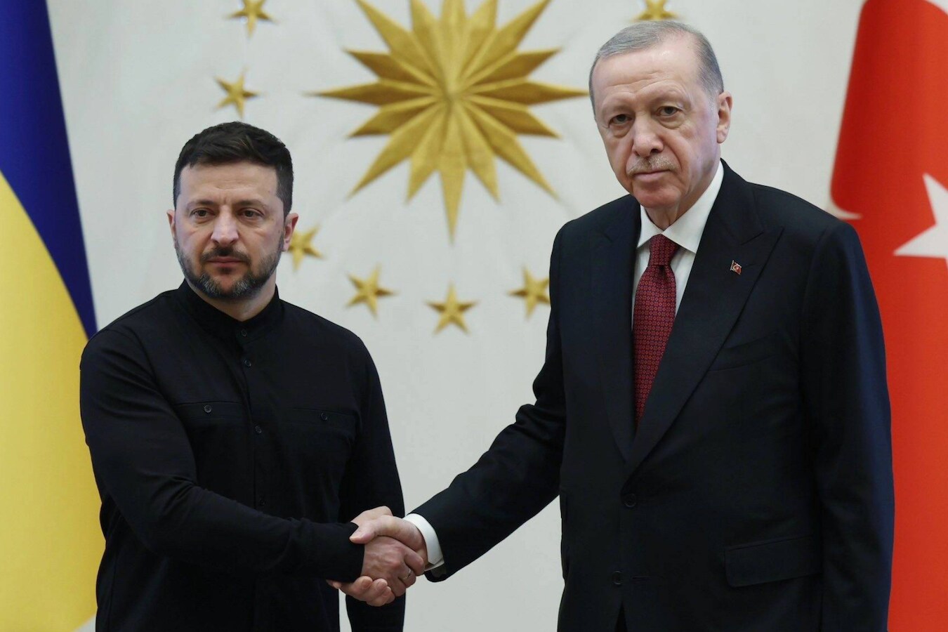 En plots staat de Amerikaanse legertop in Kiev voor onverwacht ...