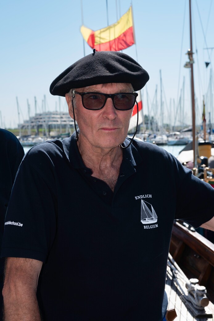 Kapitein Roger (71) is terminaal en heeft nog één wens: “Bij wie is ...