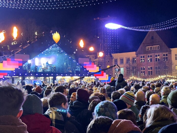 KIJK. Natalia en Regi brengen energie, maar Niels Destadsbader zorgt voor hét kippenvelmoment op ...