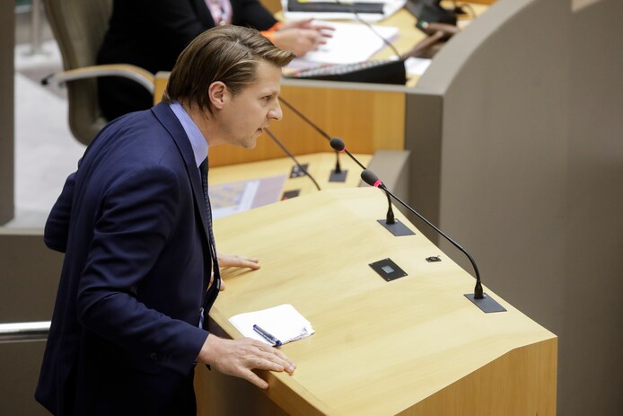 Axel Ronse (N-VA) wil aanwervingspremie voor langdurig werkzoekenden ...