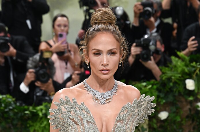 “Waarom draait ze met haar ogen?”: Jennifer Lopez onder vuur na ...