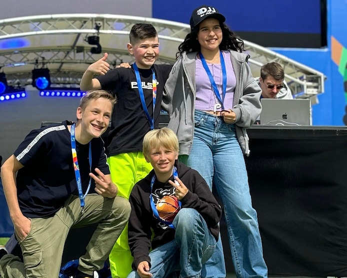 Dj-wonderkind Liam (10) uit Rumst draaide zelfs al beats op Ibiza ...