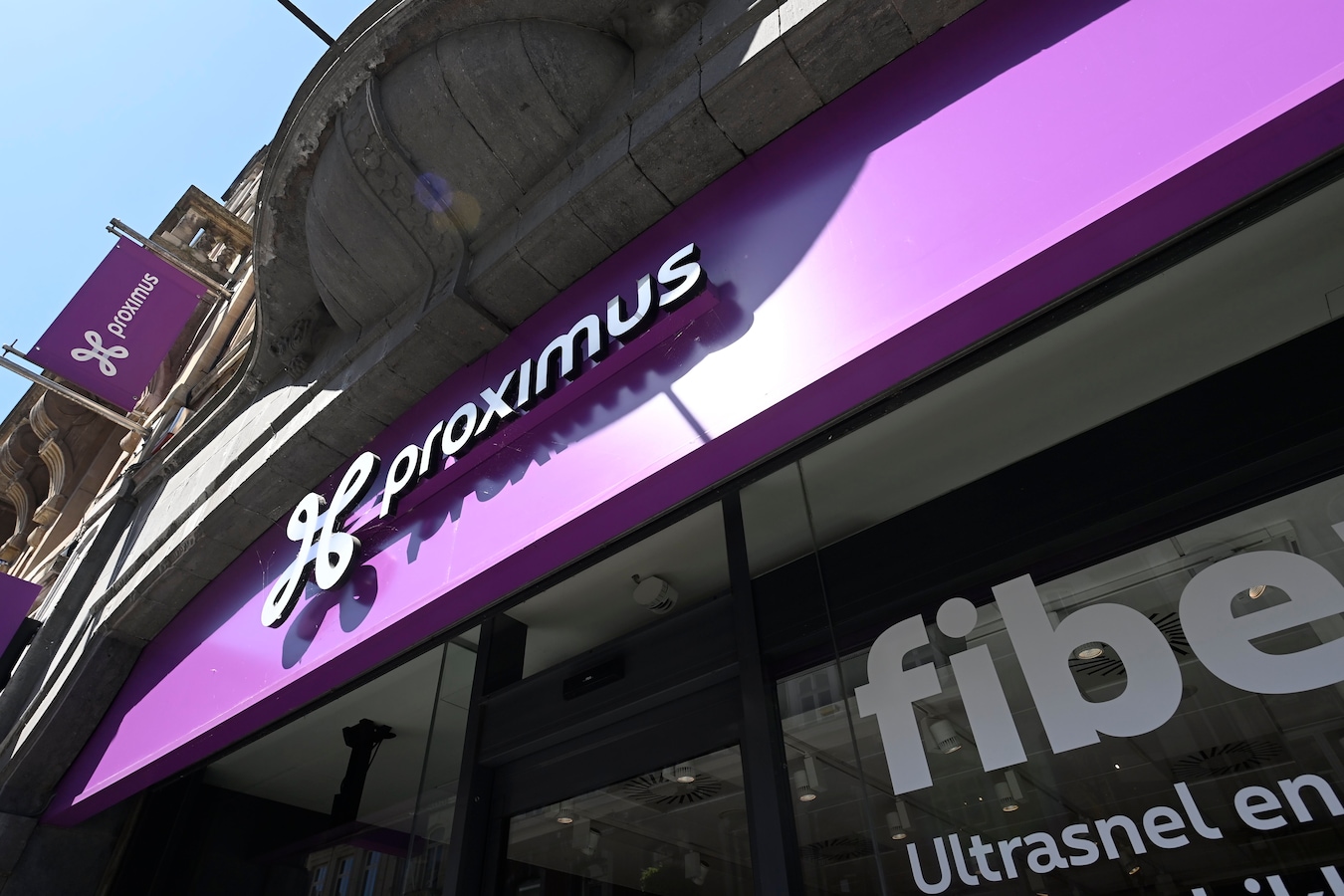 Problemen bij Proximus opgelost na urenlange storing | Foto | hln.be