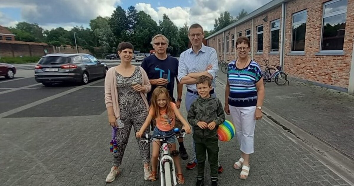 Fietsotheek verwelkomt met Lotte (6) 150ste lid | Hemiksem | HLN.be