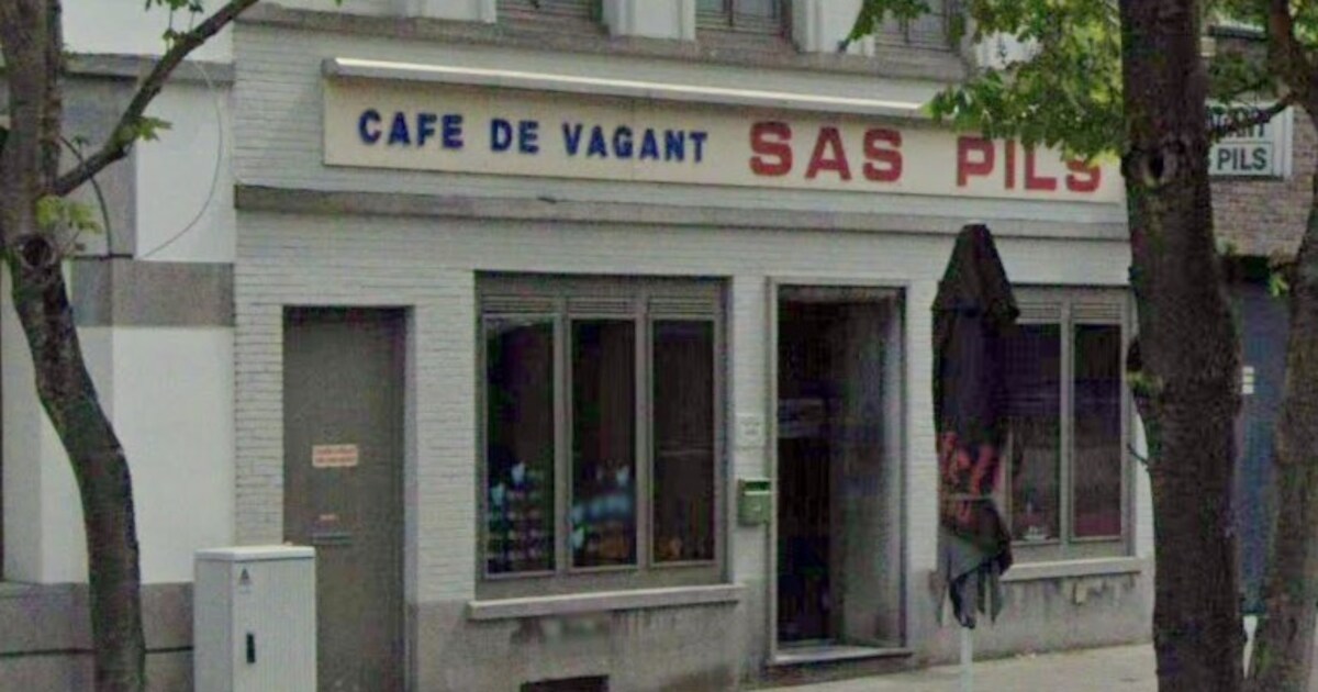 Jozef ‘Sif’ Bogaert (70) sluit na 45 jaar de deuren van café De Vagant ...