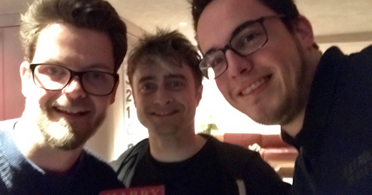 Al vier jaar jagen Bart en Dieter op handtekeningen van 108 ‘Harry ...