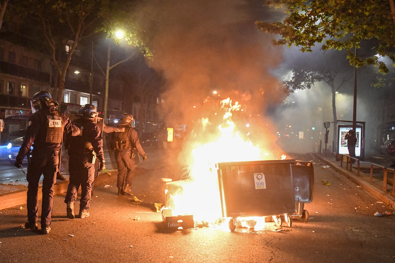 Dodentol na rellen rond Champions League-triomf PSG loopt op tot drie ...