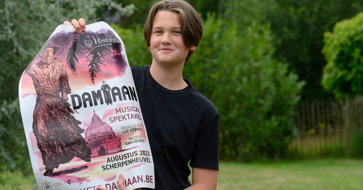 Louis (12) schittert in spektakelmusical ‘Damiaan’: “Ik doe niets liever dan op het toneel staan ...