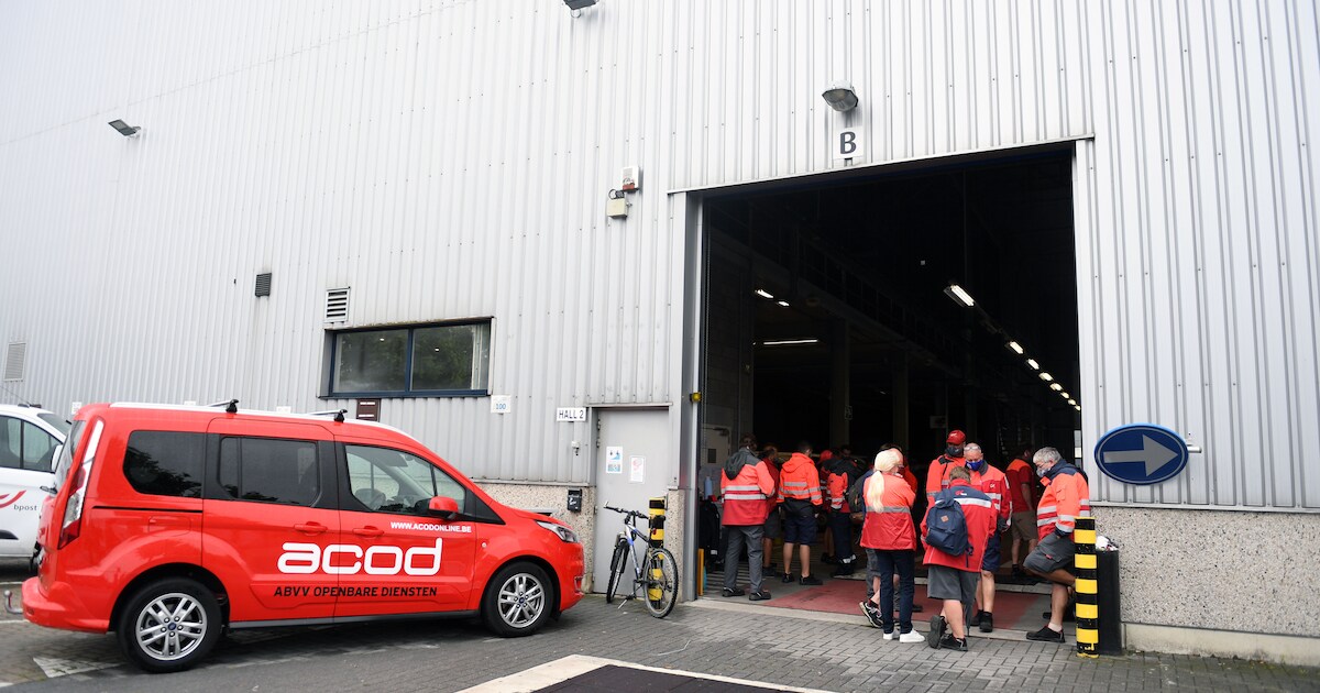 Witte rook uit distributiecentrum bpost: postbodes vrijdag opnieuw aan ...