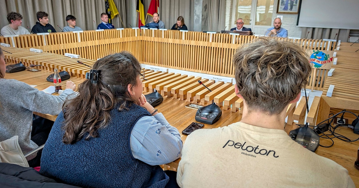 Menen maakt zich klaar voor 100 dagen op 6 maart: stad, politie en ...