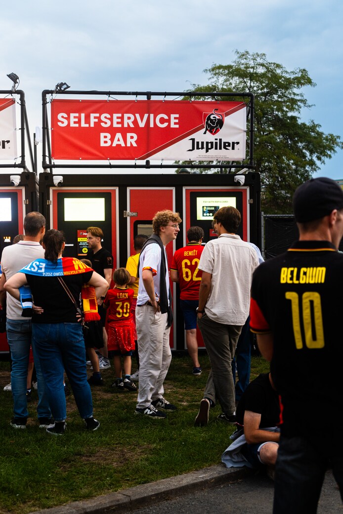 Gedaan met wachtrijen aan de bar en tekort aan personeel: met BeerMate ...