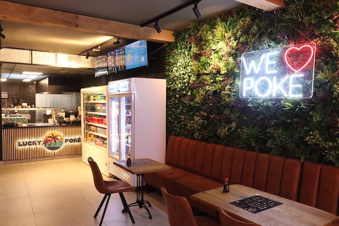 NET OPEN. Neven brengen Hawaïaanse keuken naar centrum: “Poké bowl ...