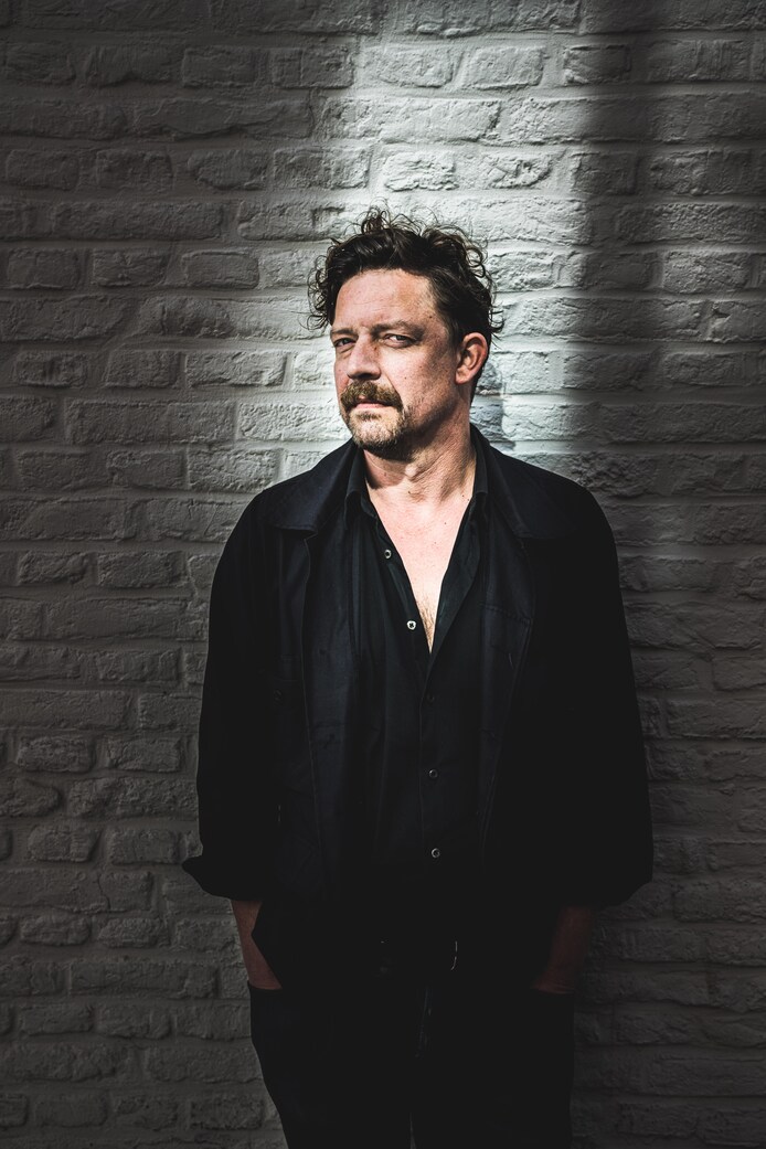 Ben Segers: “Mensen die altijd maar scanderen hoe gelukkig ze zijn: ik ...