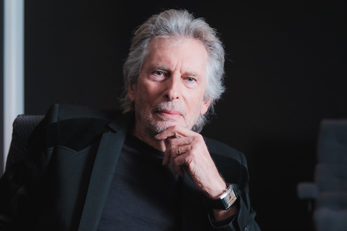 Televisiebeest Paul Jambers maakt film over politiek beest Bart De ...