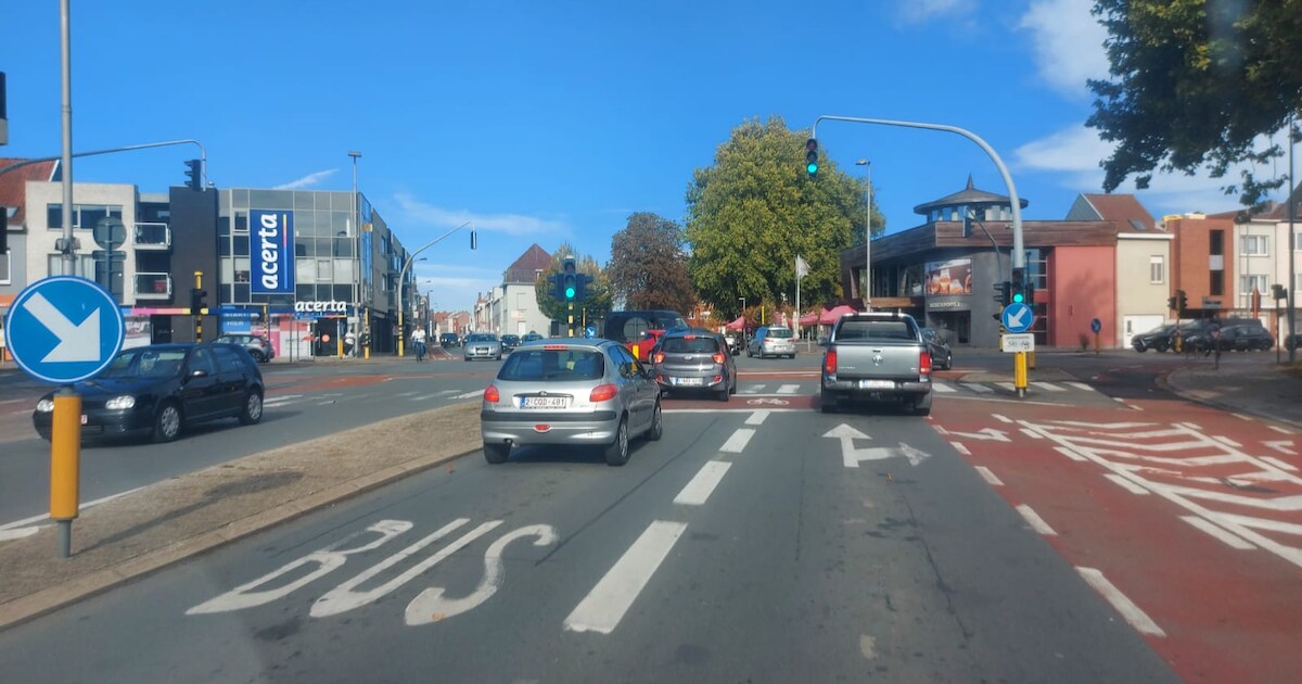 De Lijn beboet automobilisten voor foutief gebruik busstroken op ...
