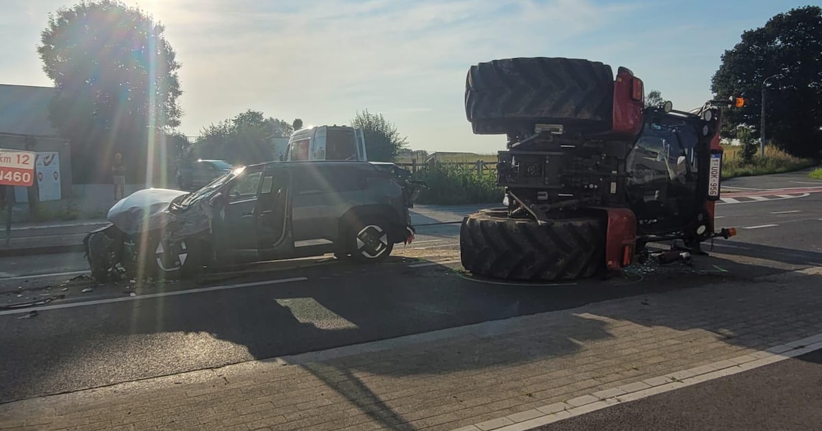 Tractor eindigt op zijn flank bij spectaculair ongeval | Regio | HLN.be