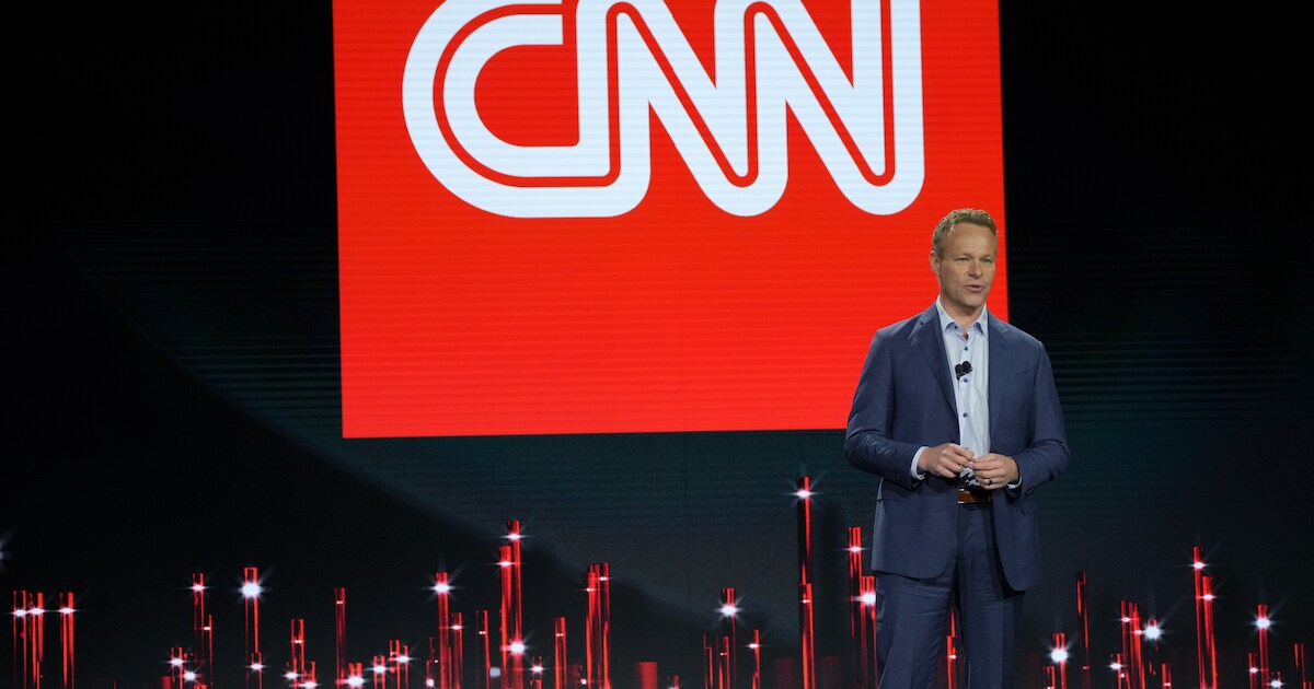 CNN-baas Chris Licht stapt na bewogen jaar per direct op | Buitenland ...