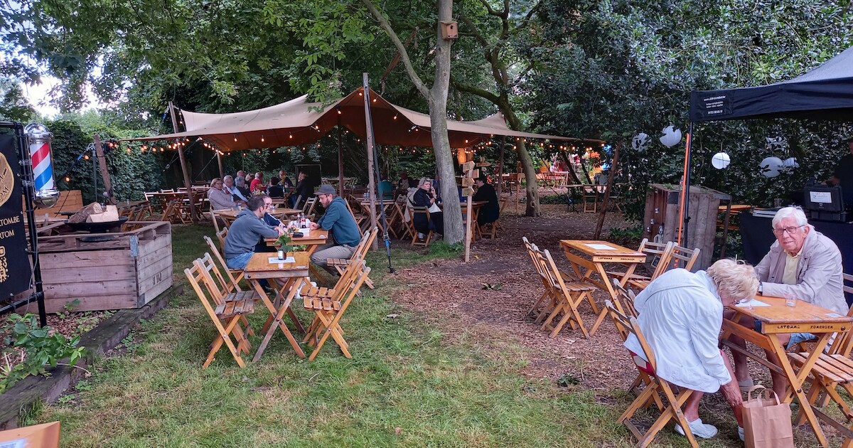 Beke Bar keert volgende week terug in tuin van de pastorij | Evergem | HLN.be