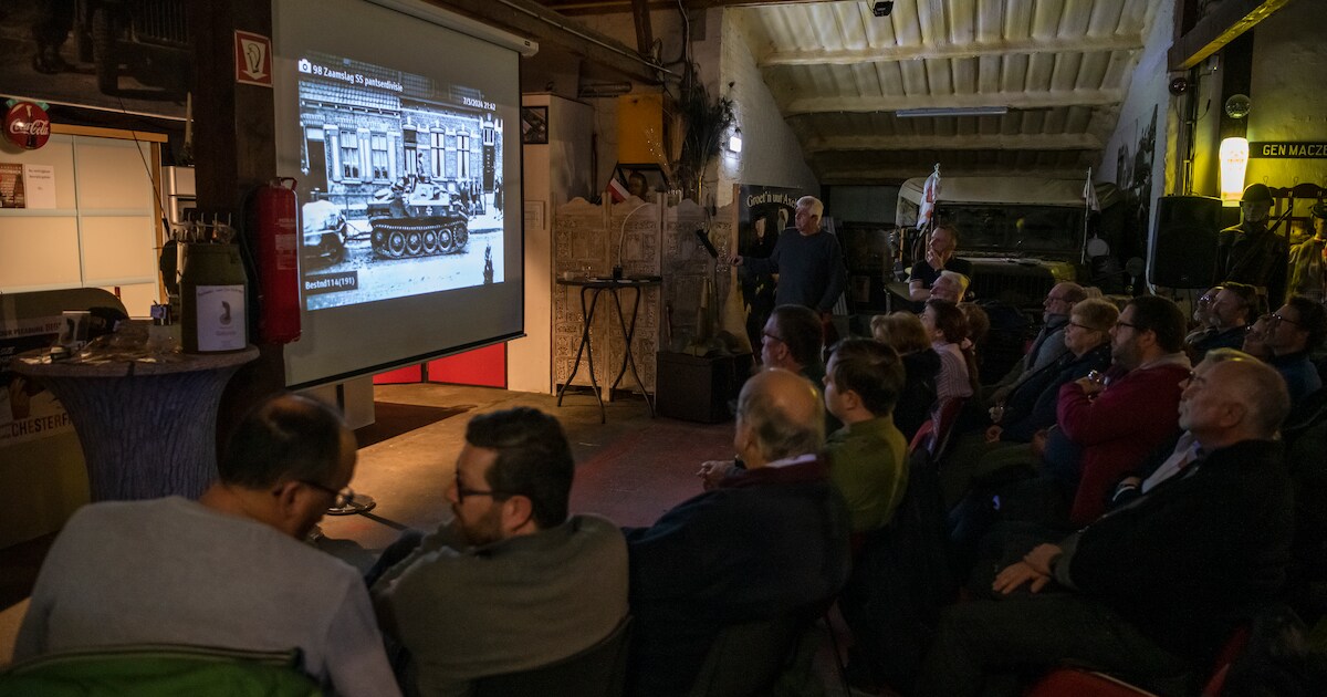 Oorlogsfoto's laten zien: voor een Oranjegezind stadje als Axel liepen er heel wat NSB’ers rond ...
