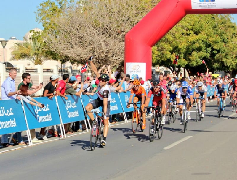 Van Avermaet moet in Oman nog maar eens nederig hoofd buigen voor ...