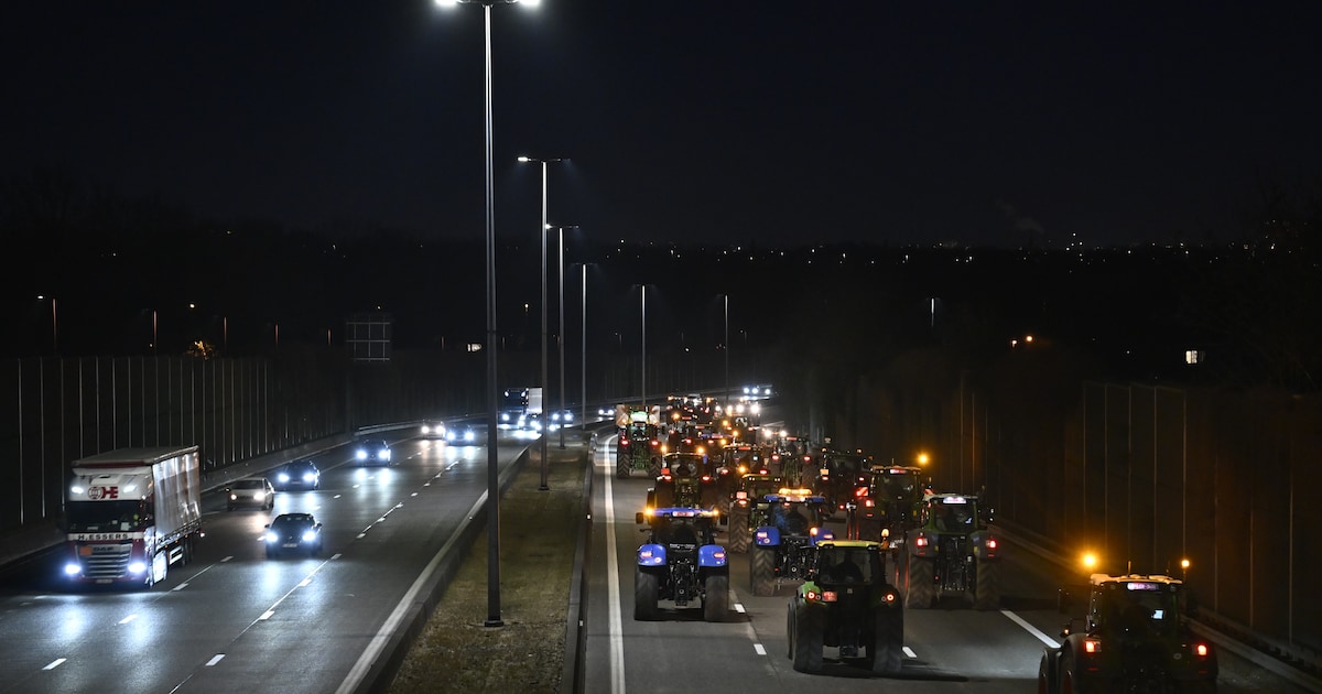 Dodelijk ongeval op verkeerswisselaar in Strombeek-Bever: “Passagier ...