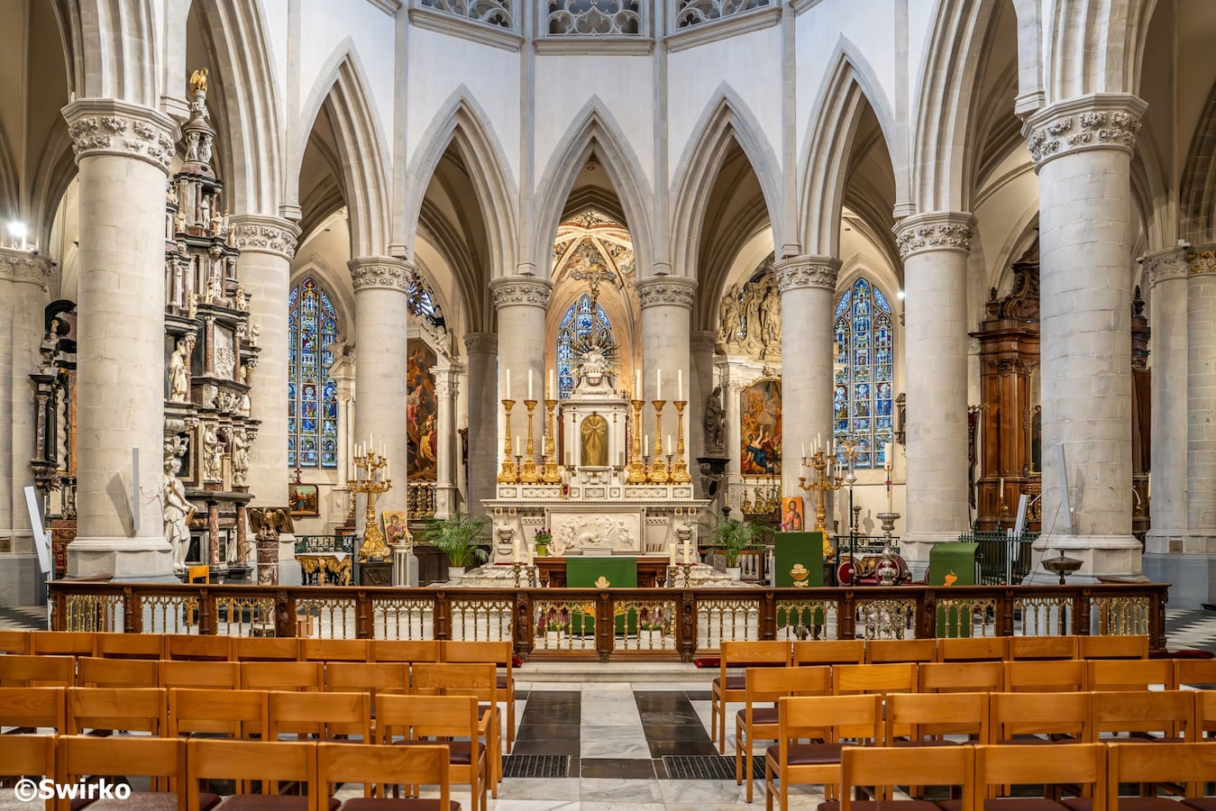 Tiende en laatste restauratiefase van Sint-Martinuskerk Aalst gestart: klaar in 2027 na meer dan ...