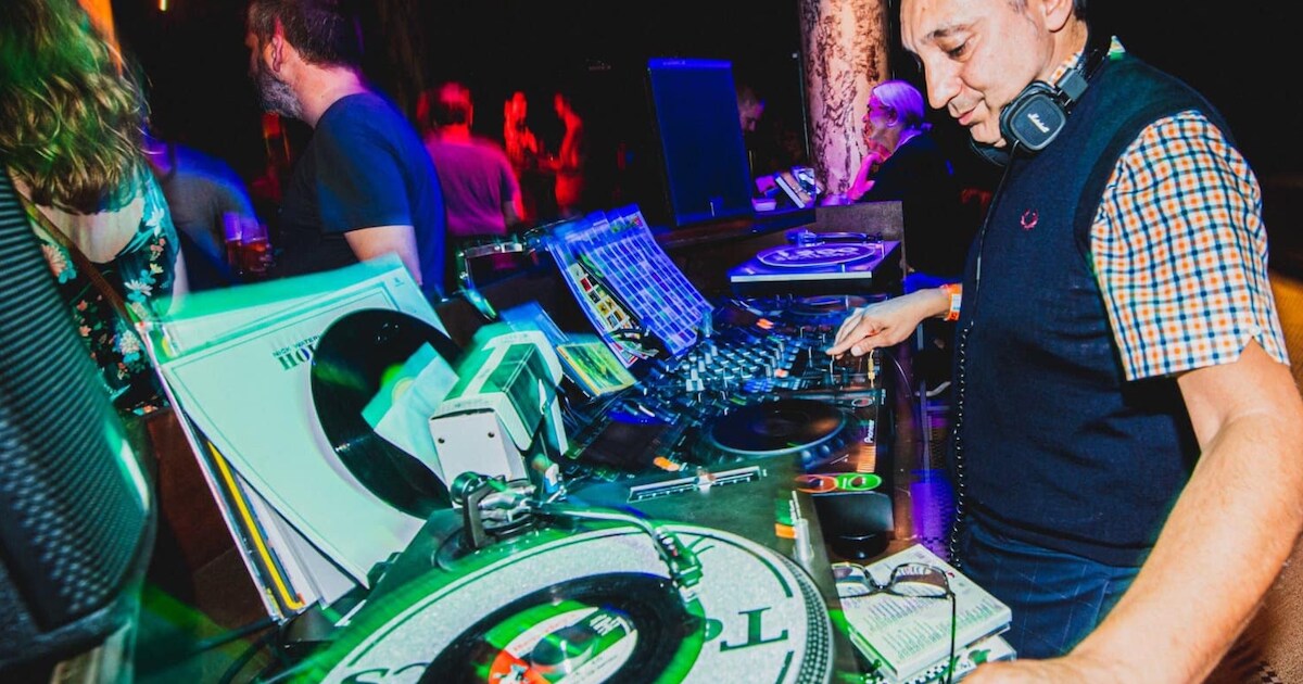 “Van Marvin Gaye tot Amy Winehouse”: swingend feestje in ...