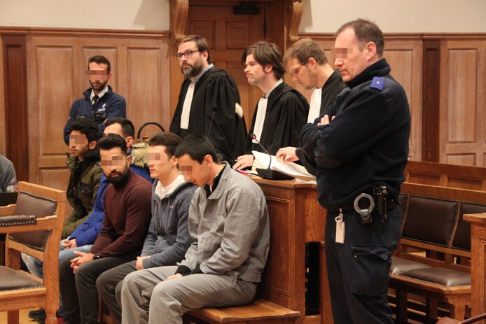 ASSISEN. Driehoeksverhouding leidt tot slachtpartij op studentenkot ...