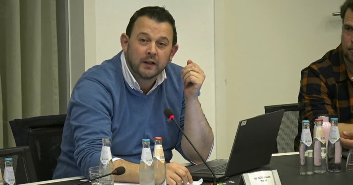 Zwevegem Nu past stemgedrag van in de vorige raadszitting aan: “We ...