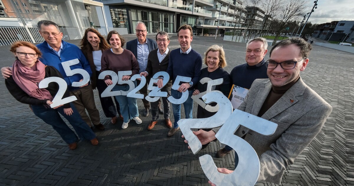 Waregem viert 25ste verjaardag met apotheose met straatanimatie, en ...