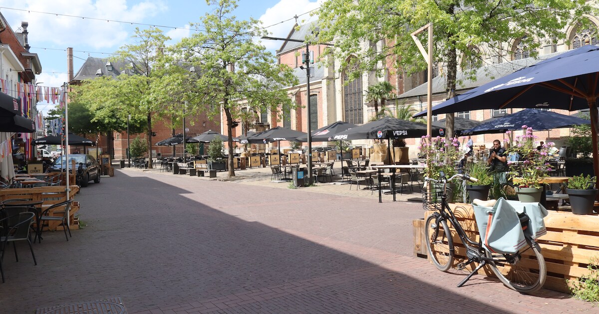 Dronken mannen gaan op de vuist op Sint-Nicolaasplein | Sint-Niklaas ...