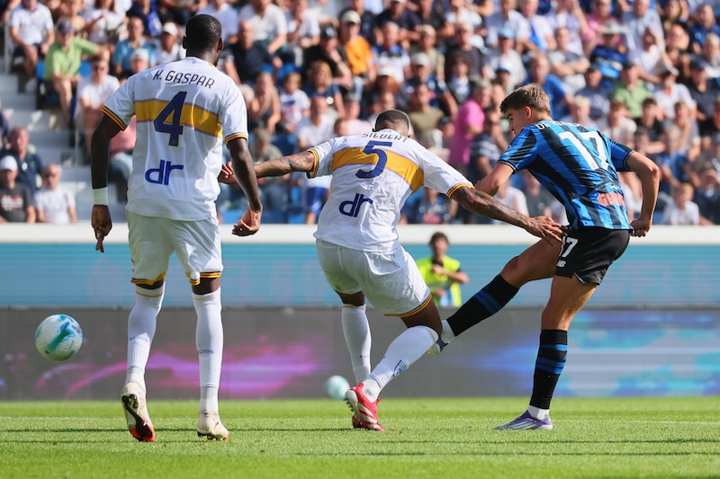 KIJK. Z’n eerste goals van het seizoen: ‘Man van de match’ Charles De ...